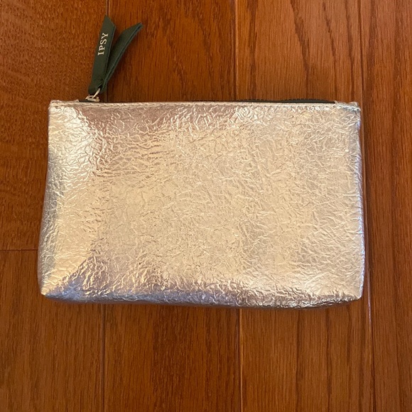 ipsy | Bags | Makeup Bag | Poshmark